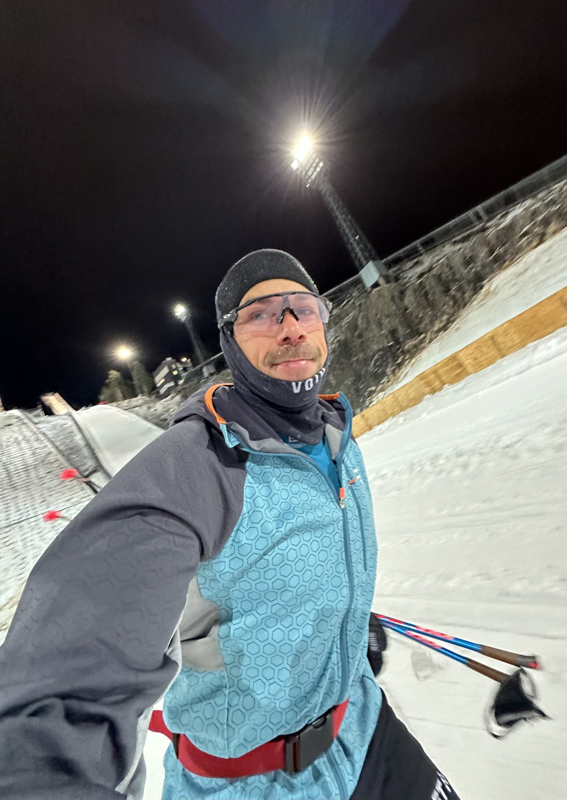 On repeat - Adamsteen.se